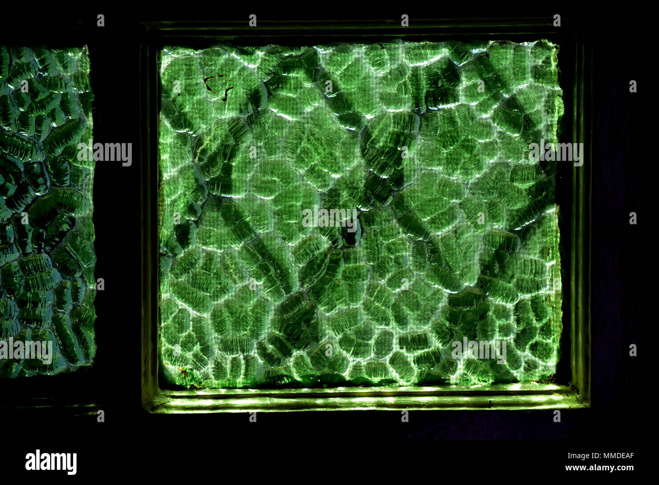 Green glass texture hi-res stock photography and images - Alamy