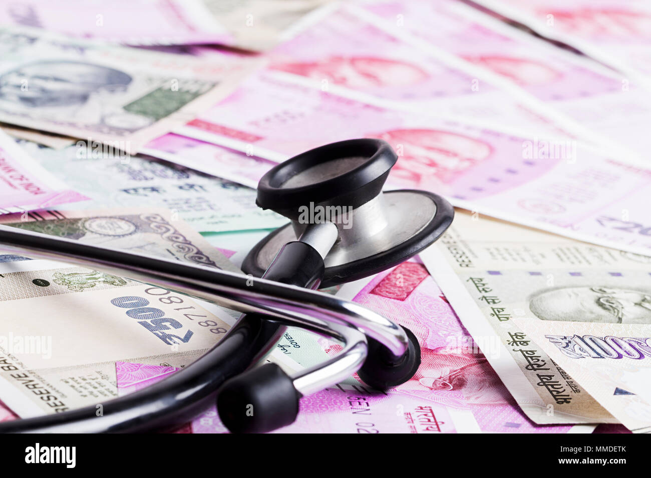 Indian new 500 rupees note hi-res stock photography and images - Alamy