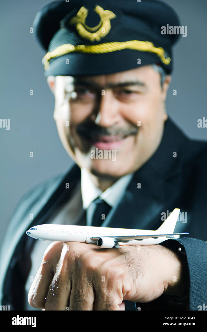 Airplane dummy hi-res stock photography and images - Alamy