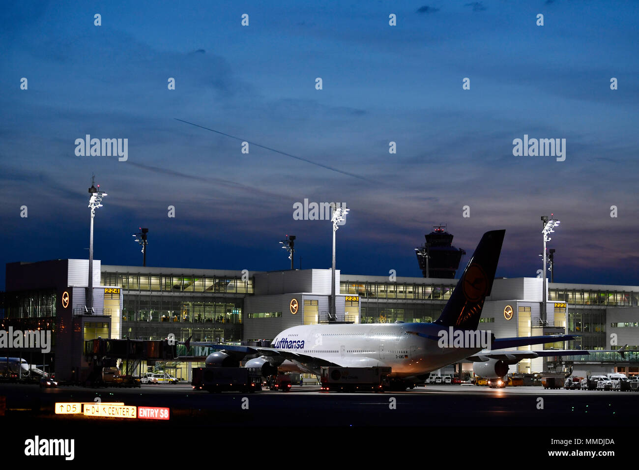 Airplane Lights At Night