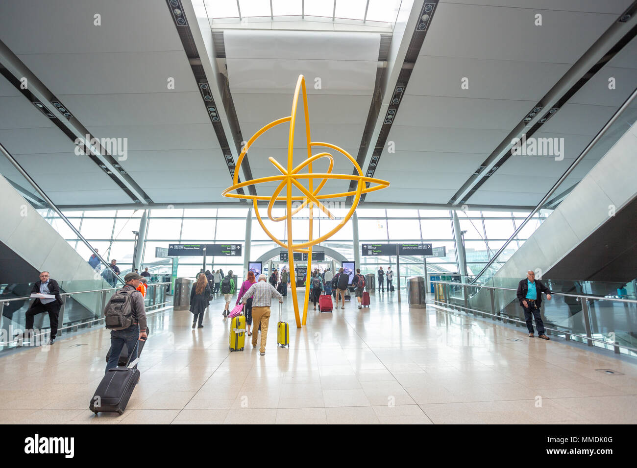 Glass sculpture in dublin hi-res stock photography and images - Alamy