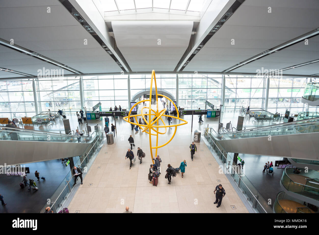Glass sculpture in dublin hi-res stock photography and images - Alamy