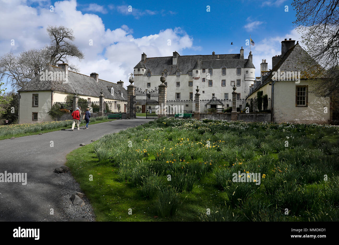 The scotlands oldest inhabited house hi-res stock photography and ...