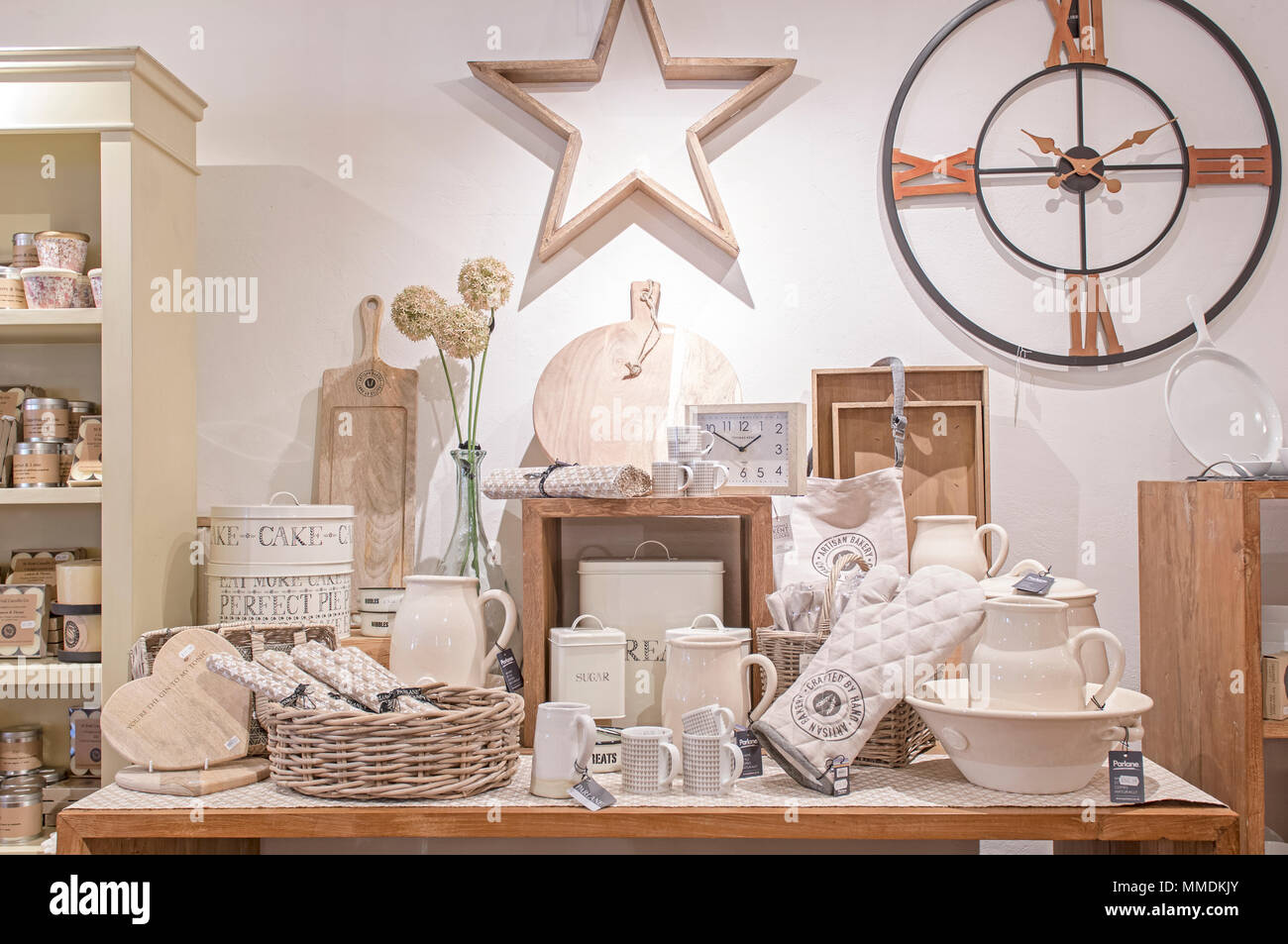 Home gift hi-res stock photography and images - Alamy