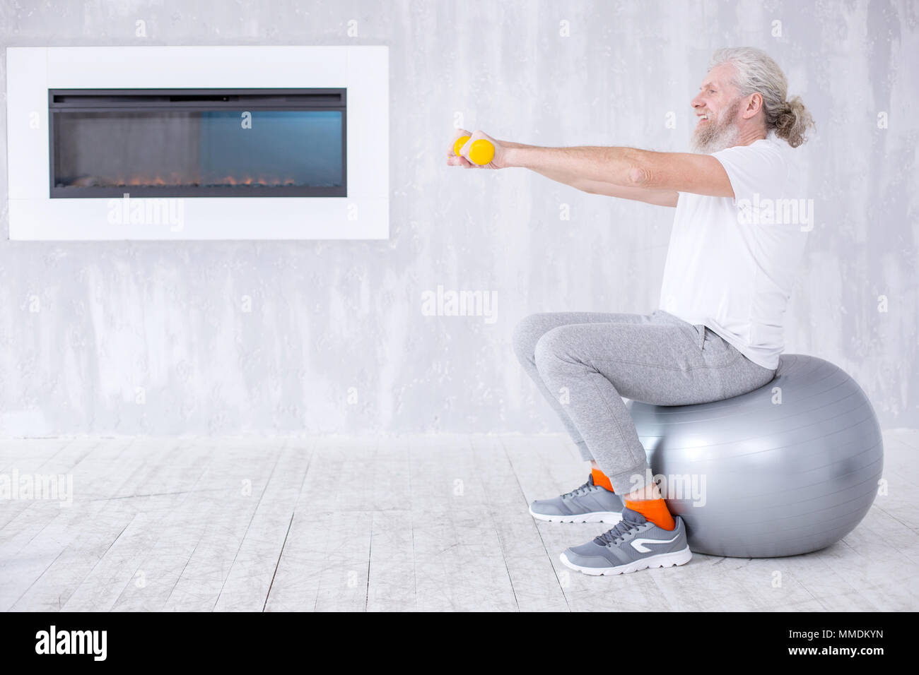 Swiss ball exercise man hi-res stock photography and images - Alamy