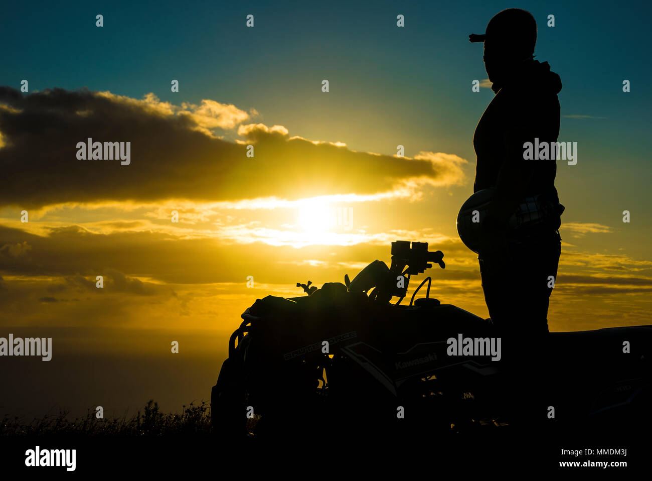 Adventure sunset hi-res stock photography and images - Alamy
