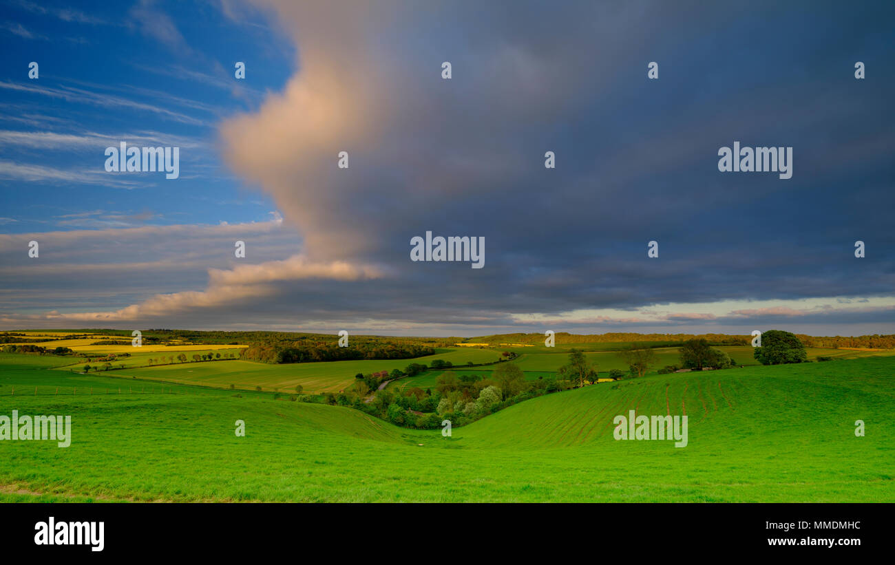 Spring sunset hi-res stock photography and images - Alamy