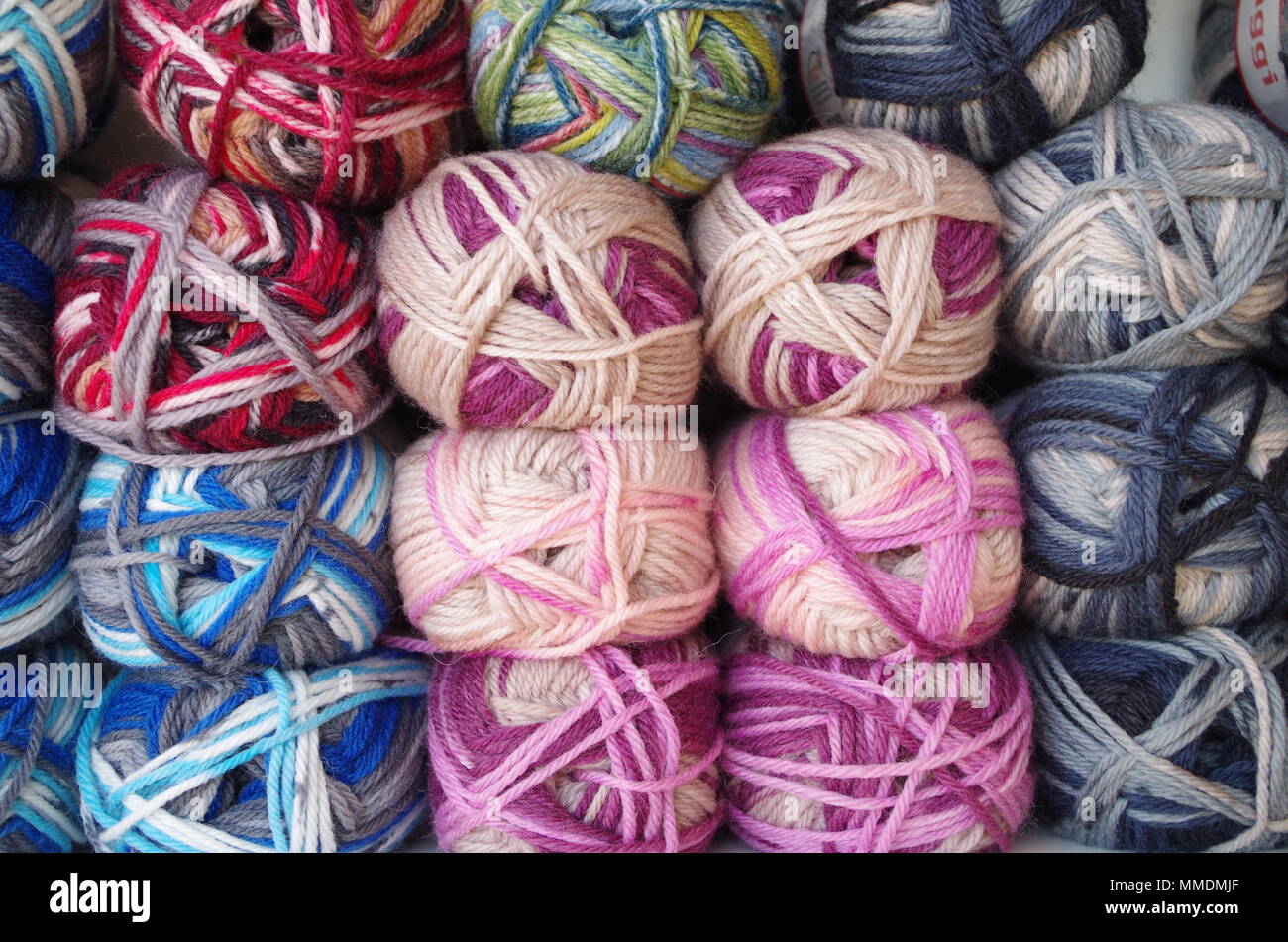 Wool in different colors for knitting Stock Photo - Alamy