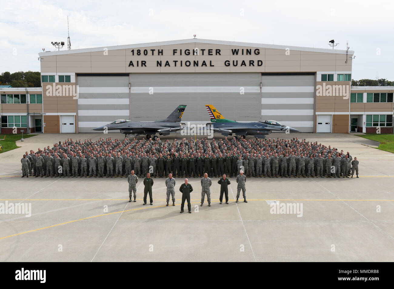 Airmen assigned to the 180th Fighter Wing, Ohio Air National Guard ...