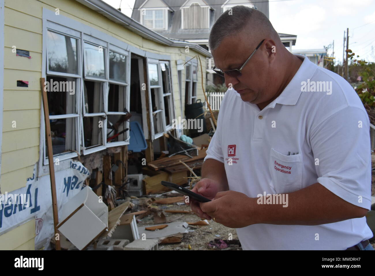 Ron saunders hi-res stock photography and images - Alamy