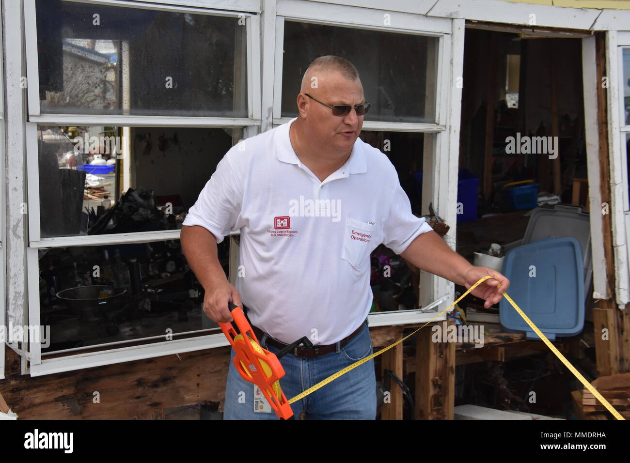 Ron saunders hi-res stock photography and images - Alamy