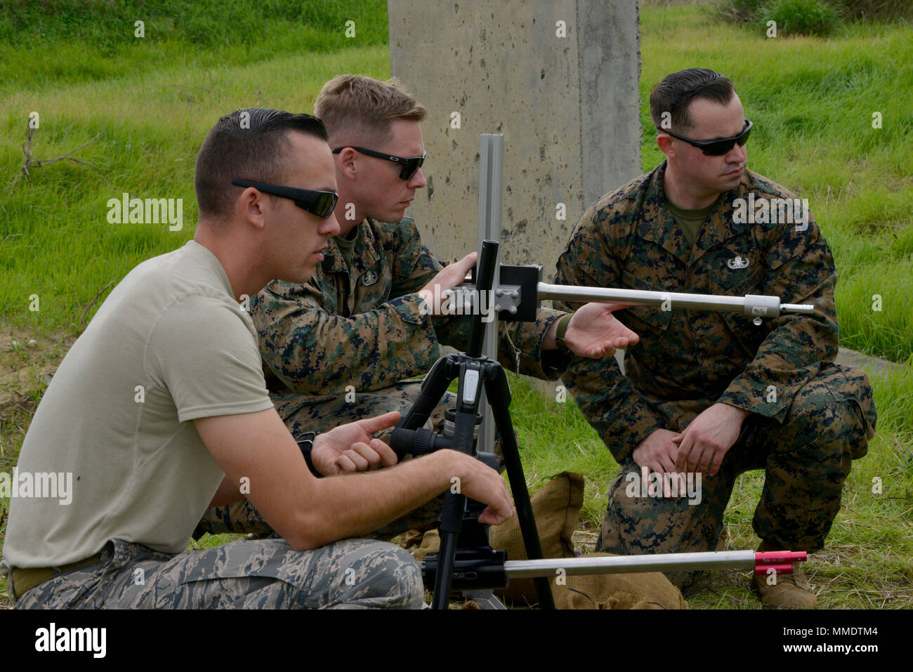 Explosive Ordnance Disposal Marines with Special Purpose Marine Air ...