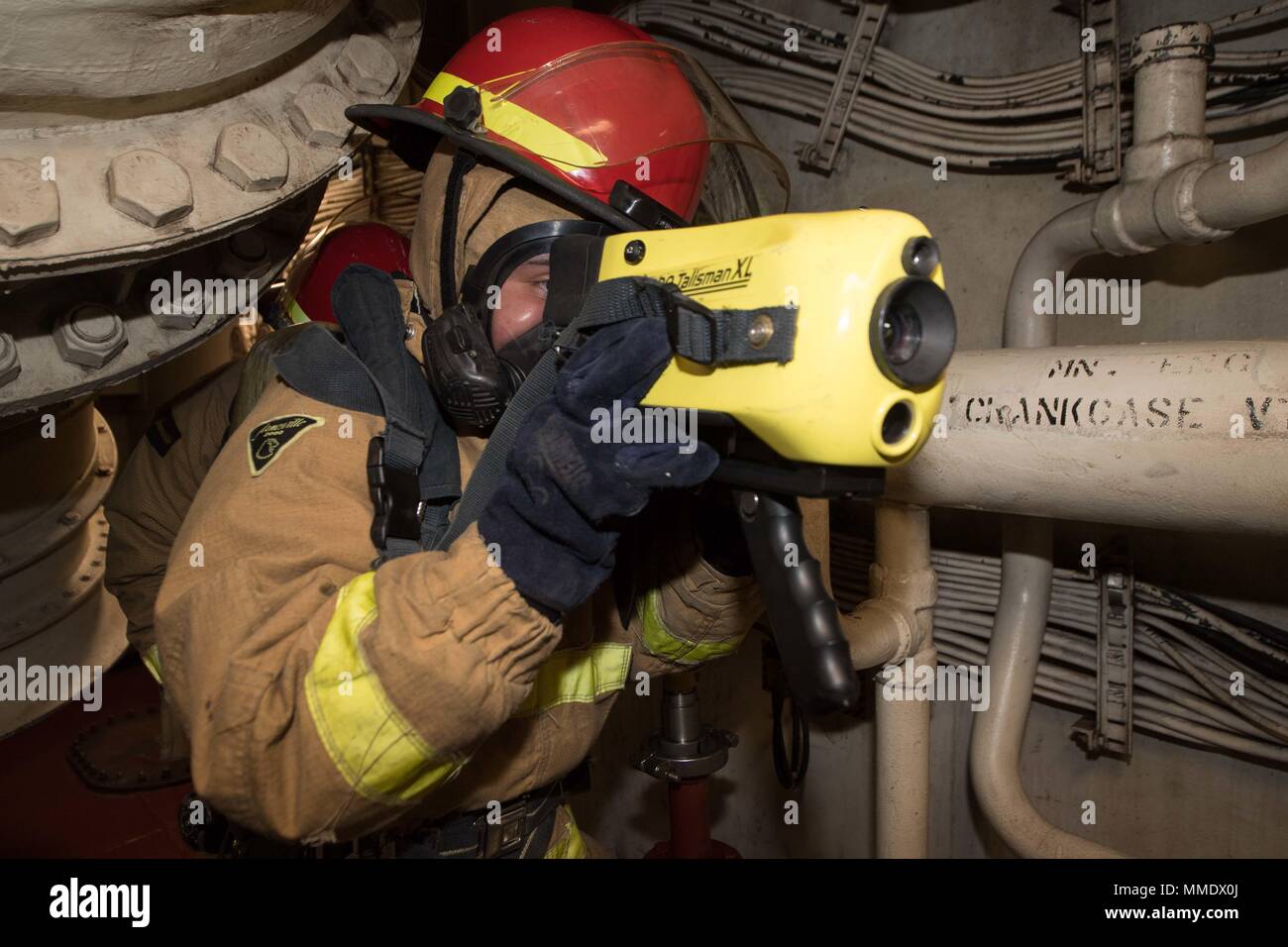 Landing gear damage hi-res stock photography and images - Alamy