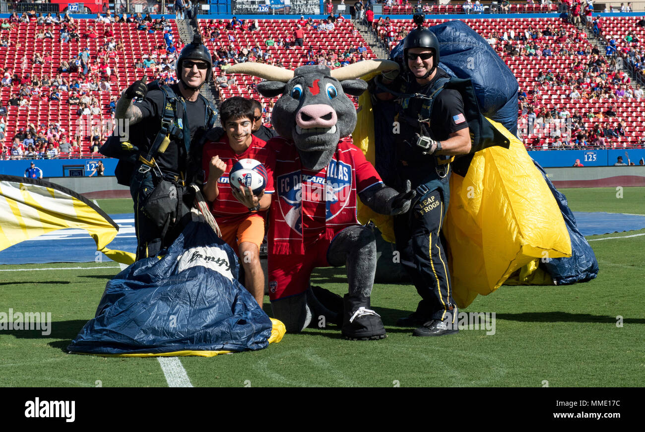 Toyota stadium frisco hi-res stock photography and images - Alamy
