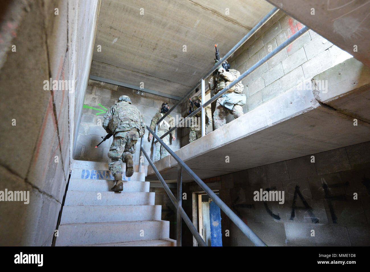U.S. Soldiers with the 615th Military Police Company, 709th Military ...