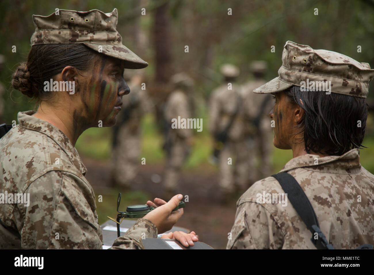 U.S. Marine Corps recruits with Papa Company, 4th Battalion and Alpha ...