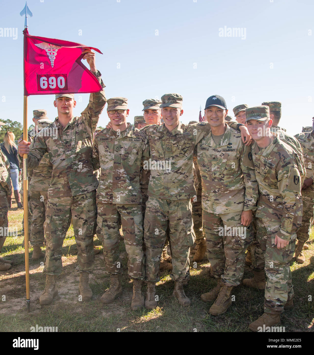 U.S. Army soldiers from the 690th medical company (Ground Ambulance ...