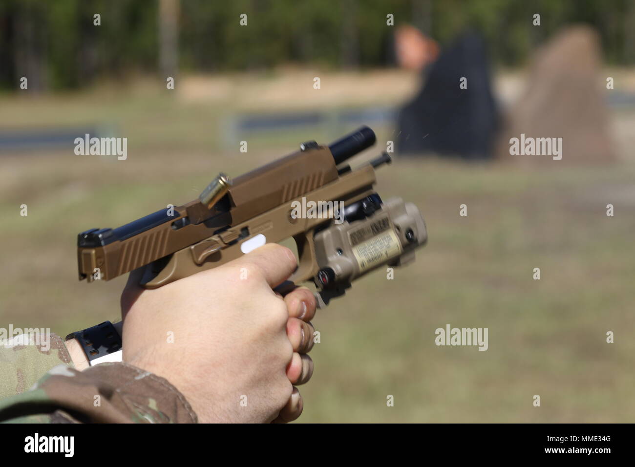 Soldiers from various units compete in the FORSCOM Small Arms ...