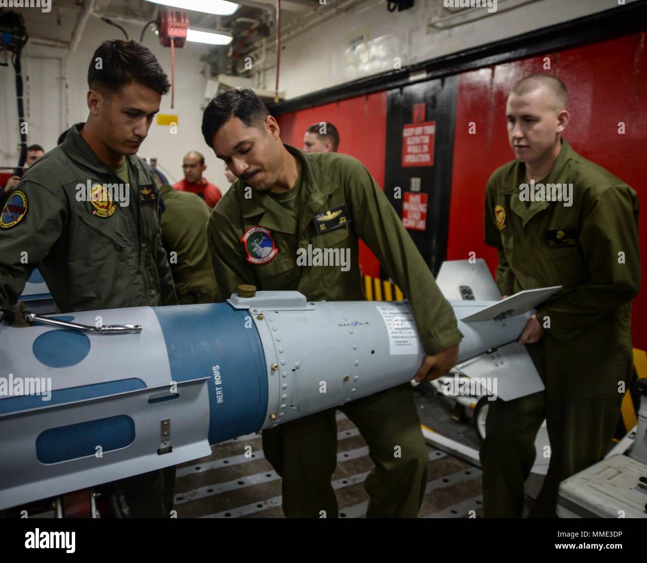 PACIFIC OCEAN (Oct. 25, 2017) Marines assigned to the “Wake Island ...