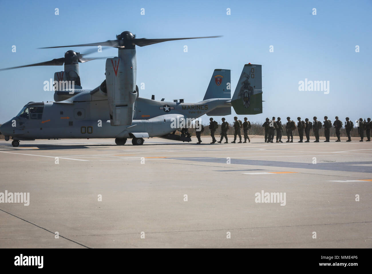 U.S. Marines with 9th Communication Battalion, I Marine Expeditionary ...