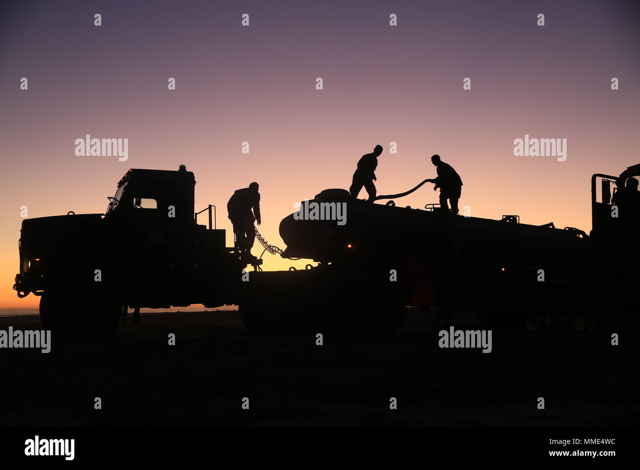 Mk970 semi trailer refueler hi-res stock photography and images - Alamy