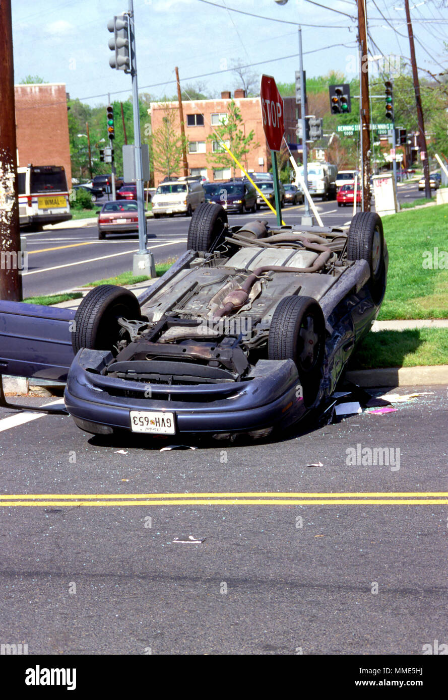 Flipped over car hi-res stock photography and images - Alamy