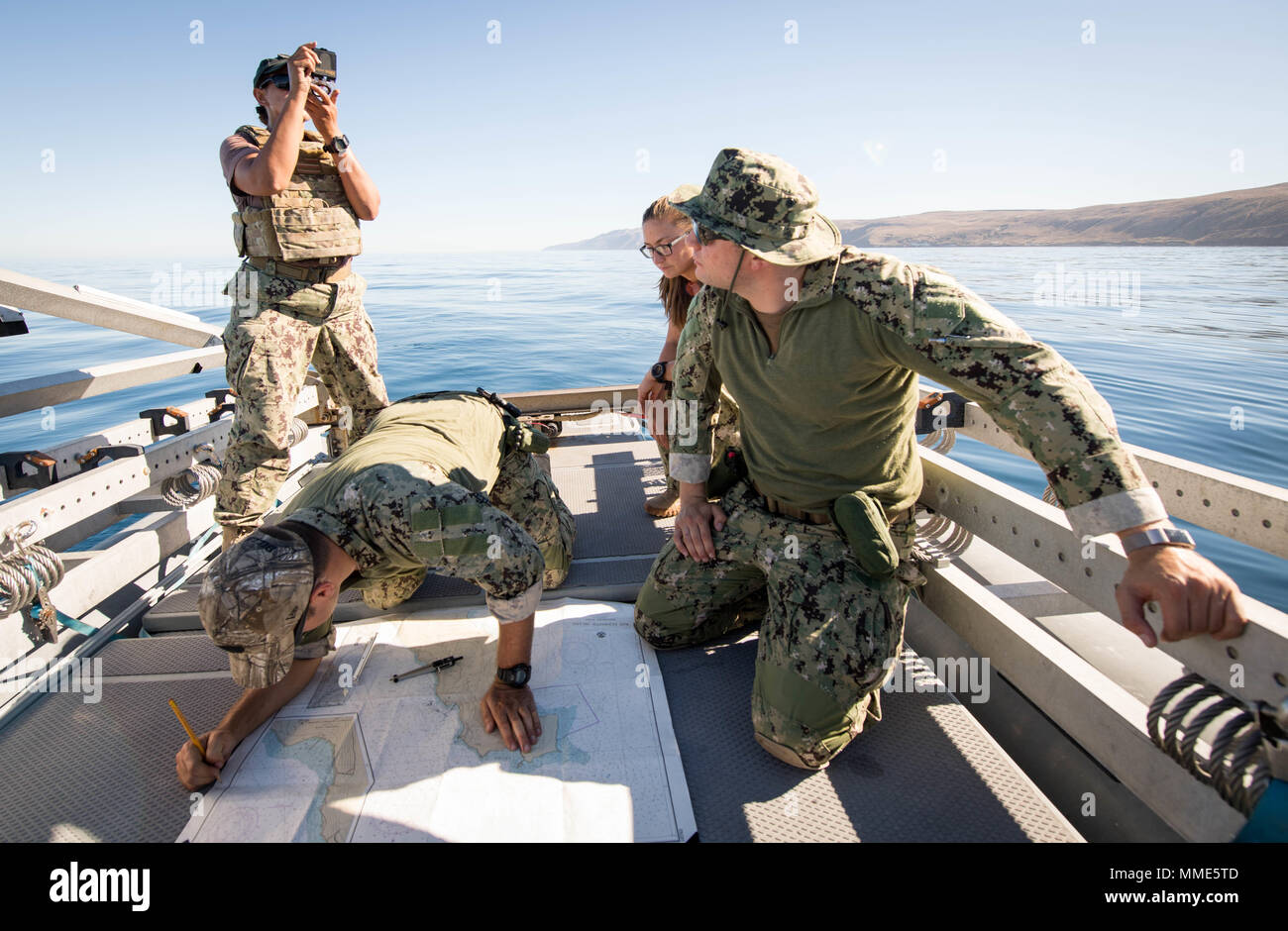 Naval bases map hi-res stock photography and images - Alamy