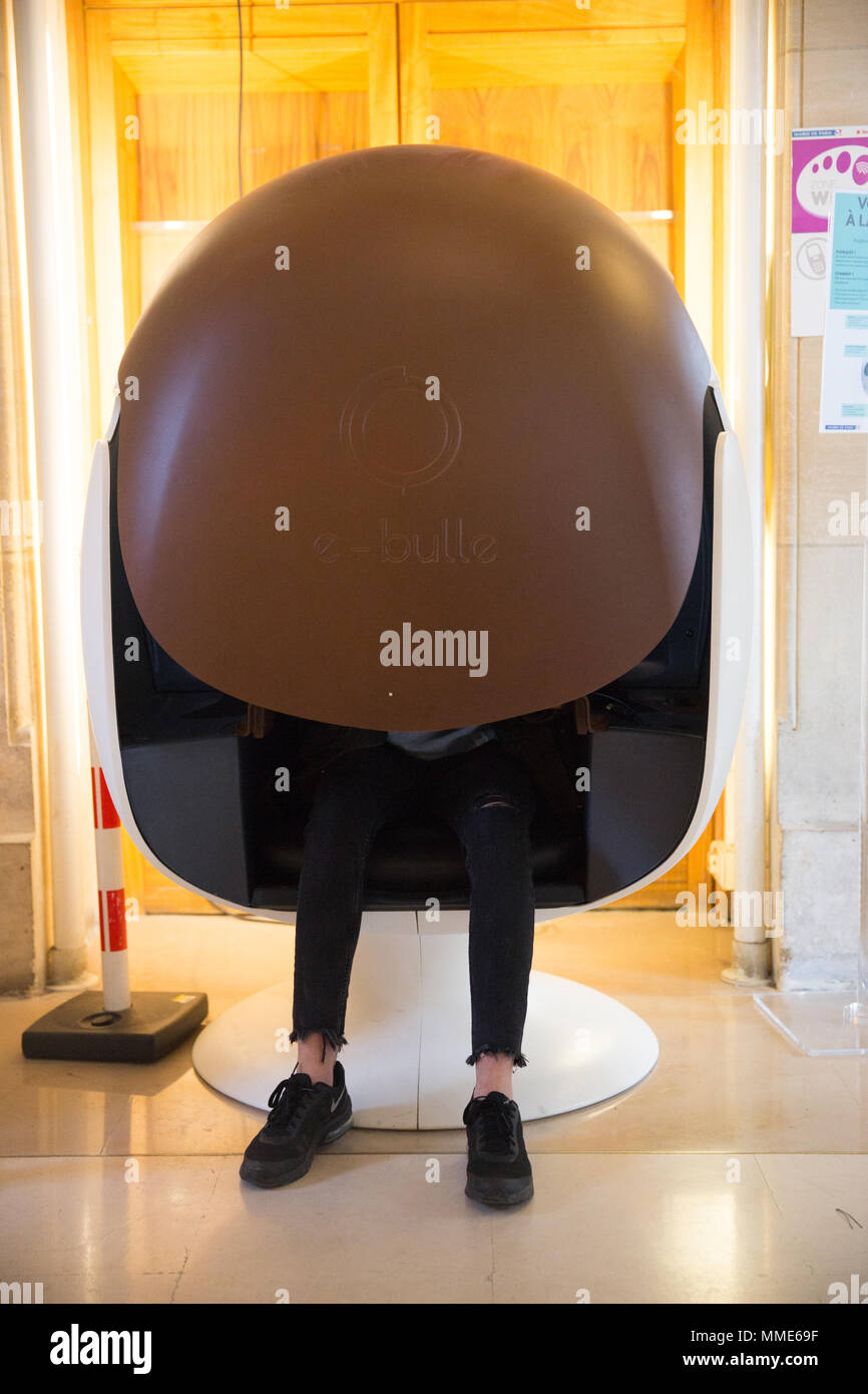 Bulle hi-res stock photography and images - Alamy