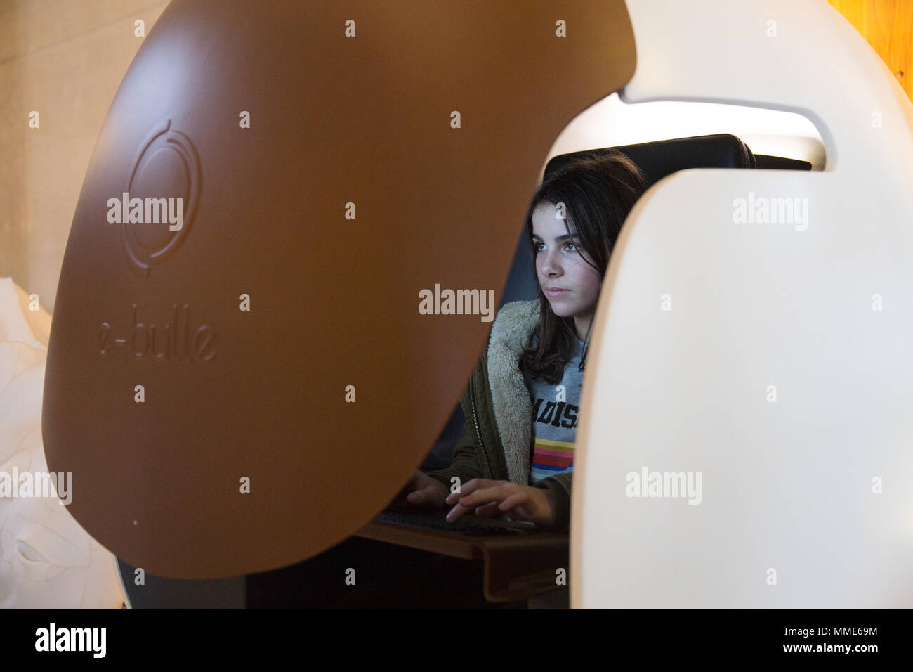 E Bulle High Resolution Stock Photography and Images - Alamy