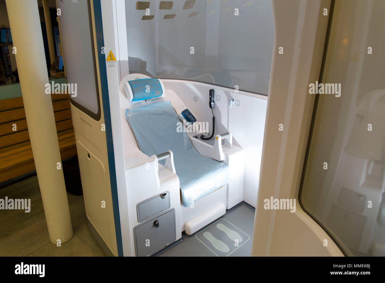 Telemedicine equipment hi-res stock photography and images - Alamy