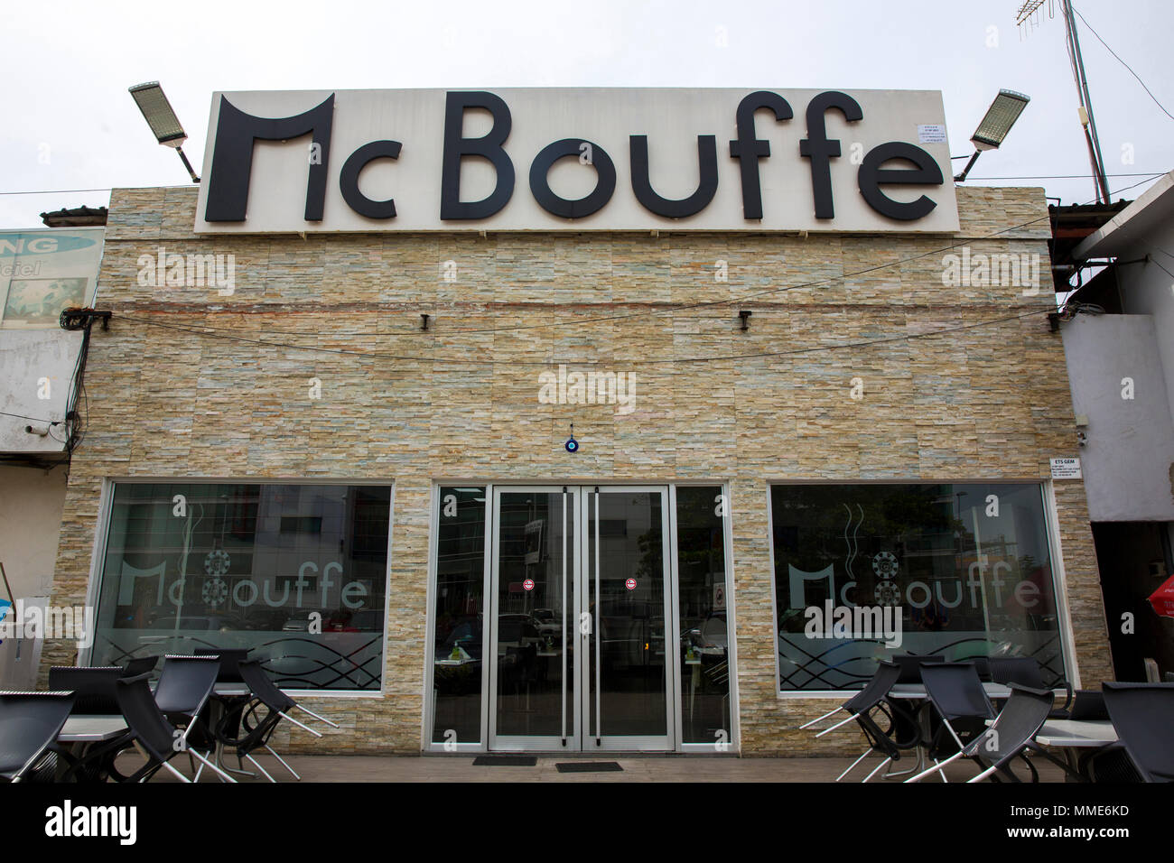 Fast food restaurant in cotonou hi-res stock photography and images - Alamy