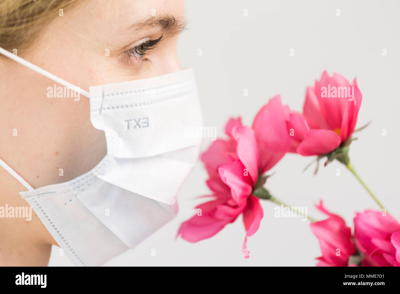 Allergy masks hi-res stock photography and images - Alamy