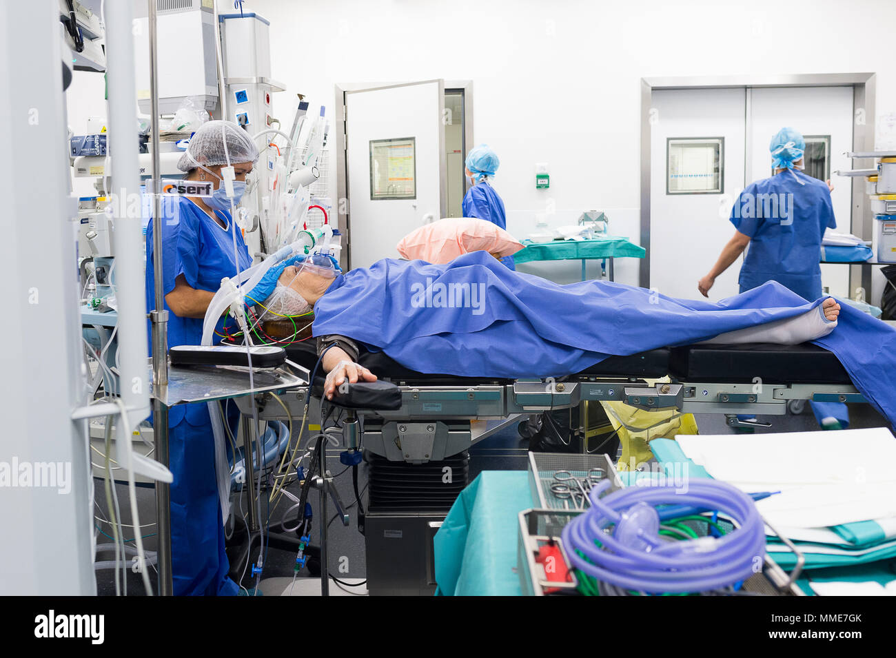 Kidney Transplant Patient High Resolution Stock Photography and Images ...