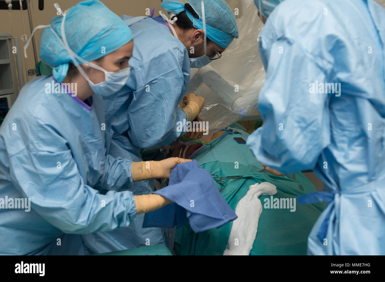 Transplant heal hi-res stock photography and images - Alamy
