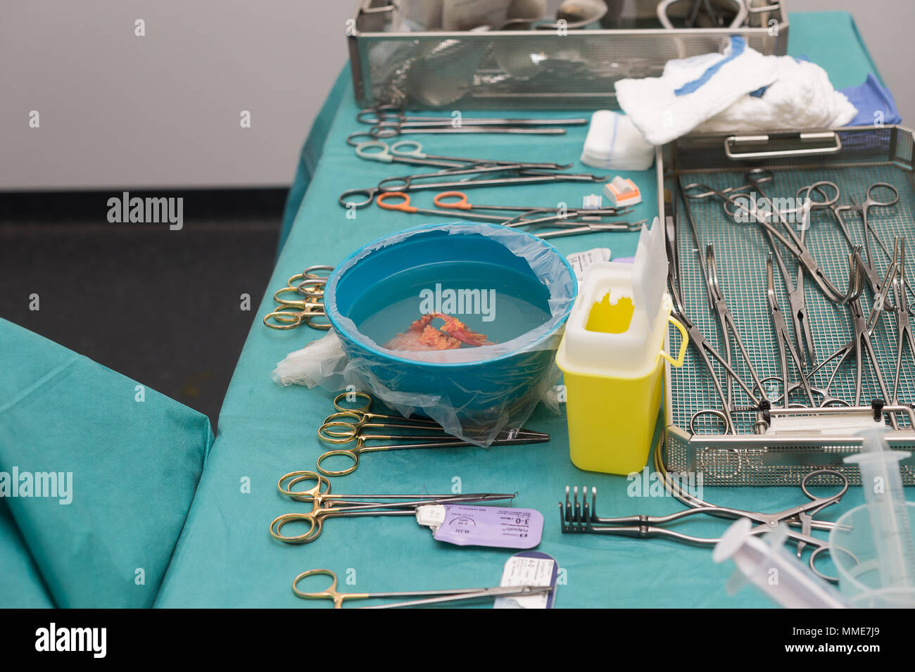 Transplant hospital hi-res stock photography and images - Alamy