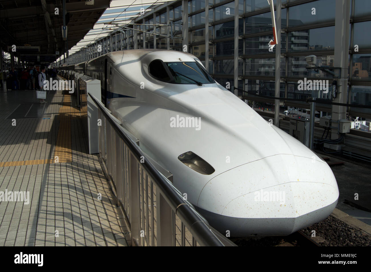 Tokyo kyoto train hi-res stock photography and images - Alamy