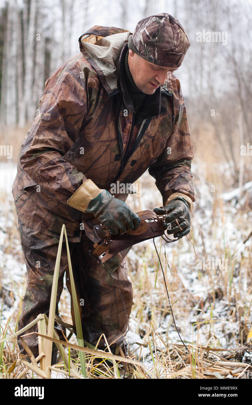 Hunter and trapper hi-res stock photography and images - Alamy