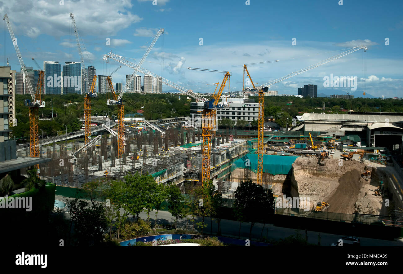 Construction on the old Intercon hotel site, EDSA, Makati, Manila ...