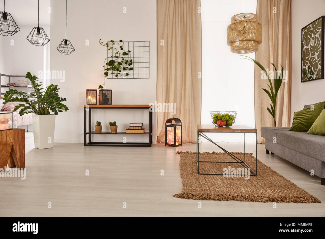 Earths interior hi-res stock photography and images - Alamy