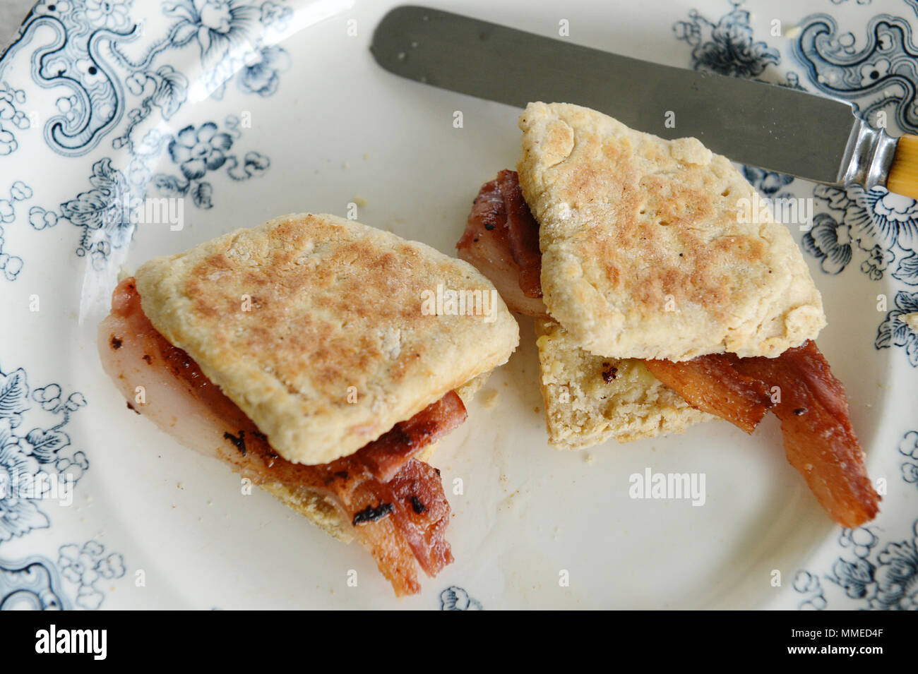 Bannock bread hi-res stock photography and images - Alamy