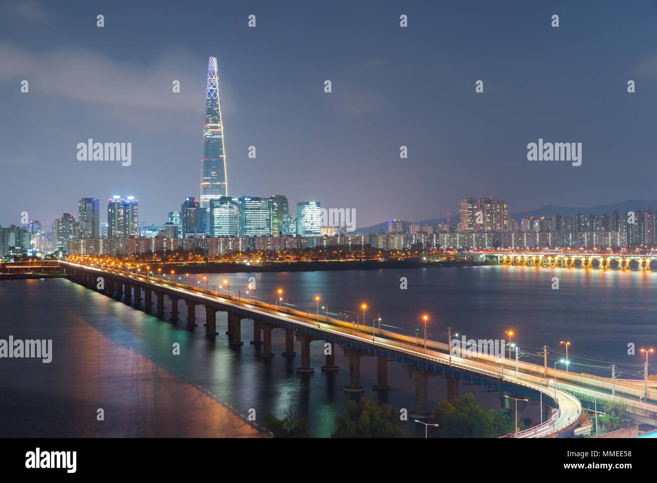 South Korea skyline of Seoul, The best view of South Korea with Lotte ...
