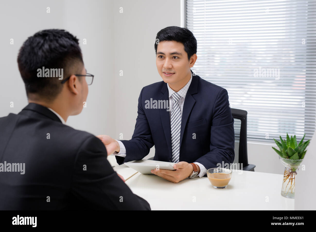 Interview two people hi-res stock photography and images - Alamy