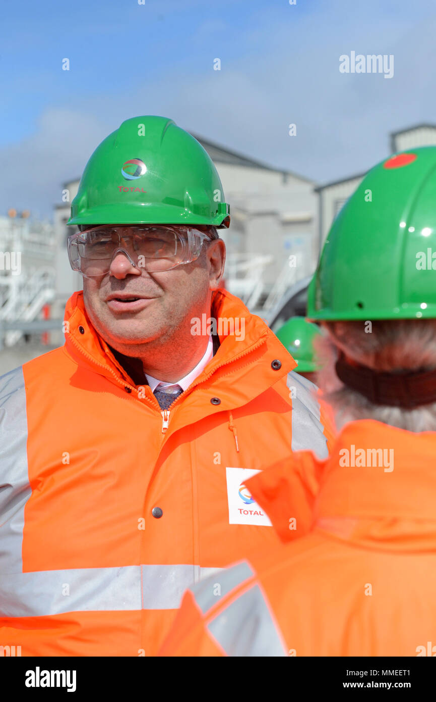 Patrick Pouyanné Total CEO visiting the Total gas plant in the Shetland ...