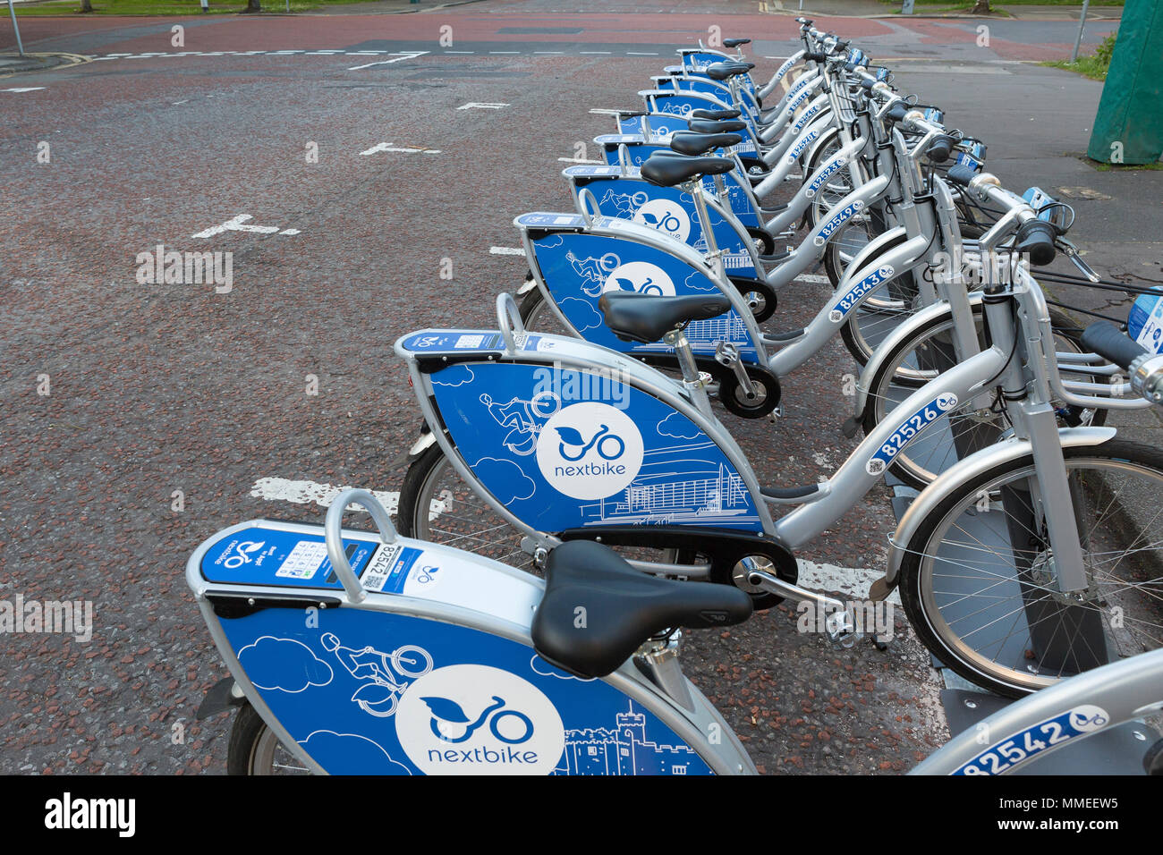 Next cardiff hi-res stock photography and images - Alamy