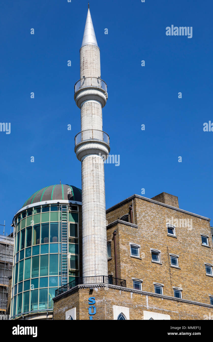 Suleymaniye mosque kingsland road london hi-res stock photography and ...