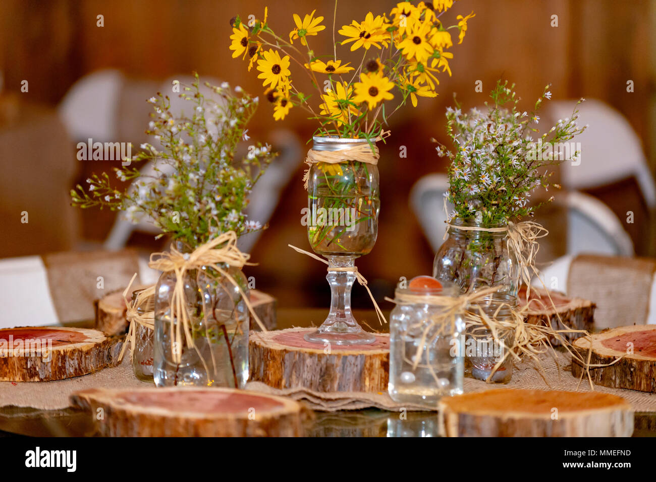 Vintage country dinner party hi-res stock photography and images - Alamy
