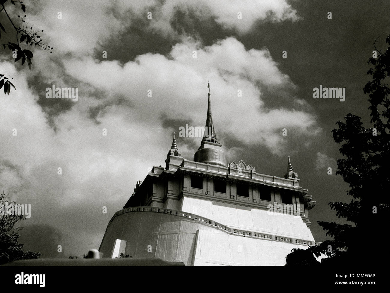 Dramatic sky at the Buddhist shrine of Golden Mount Temple in Bangkok ...