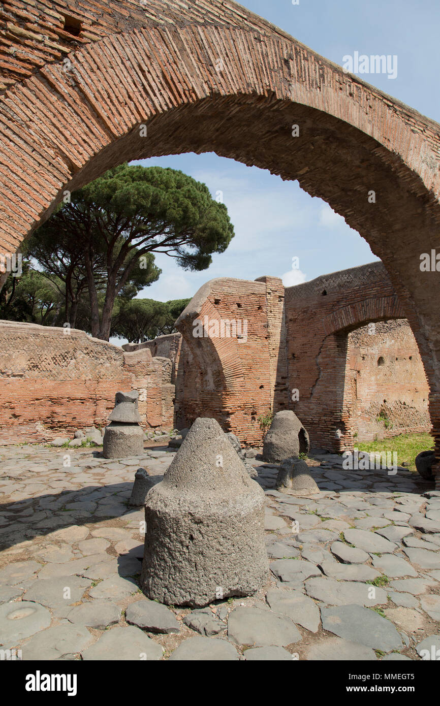 Ancient roman city of ostia antica hi-res stock photography and images ...