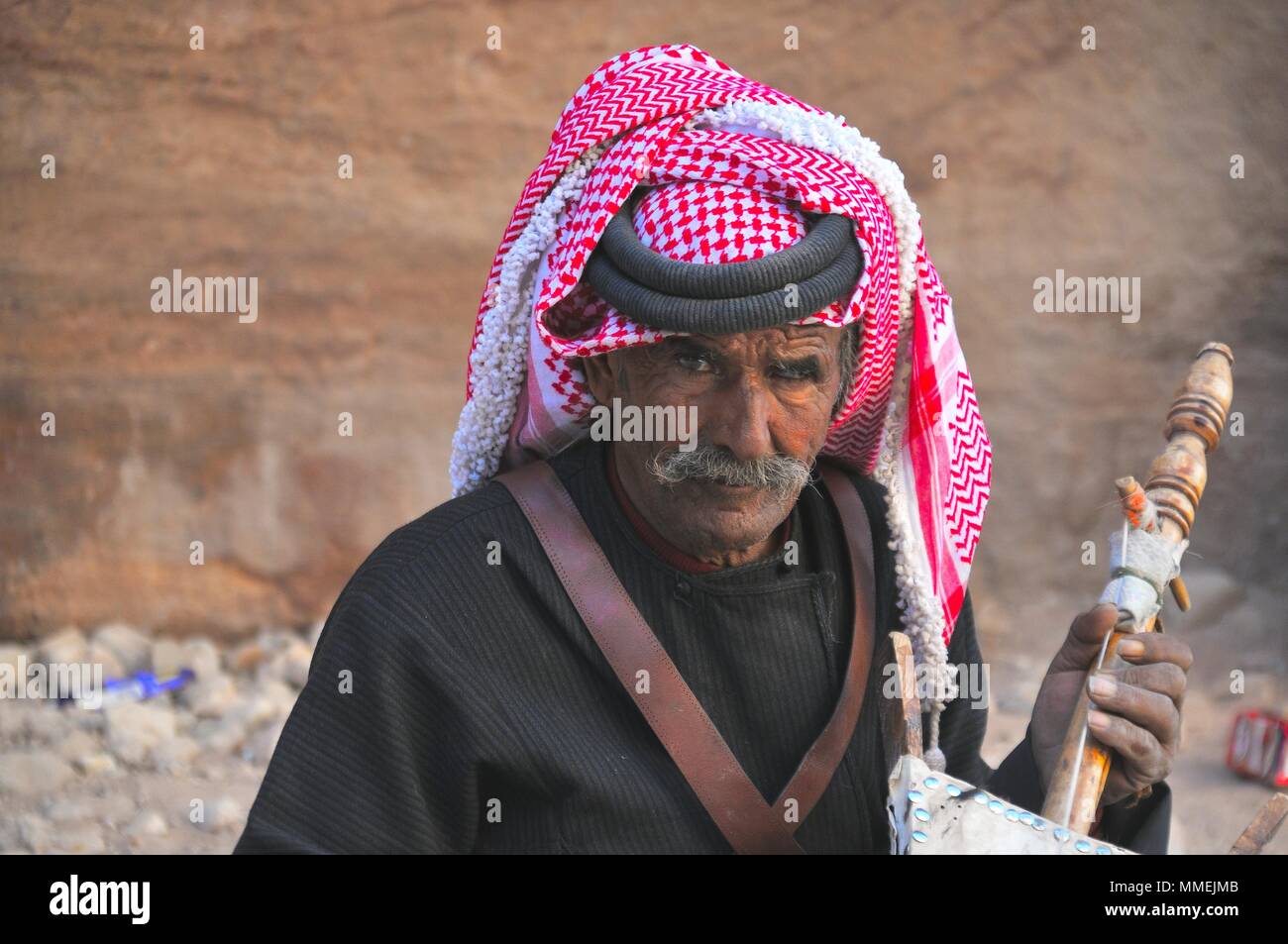 Traditional jordanian musical instrument hi-res stock photography and ...
