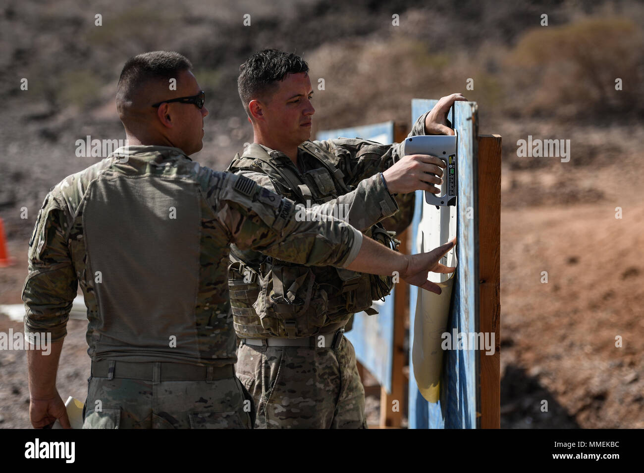 U.S. Army Soldiers assigned to Combined Joint Task Force-Horn of Africa ...